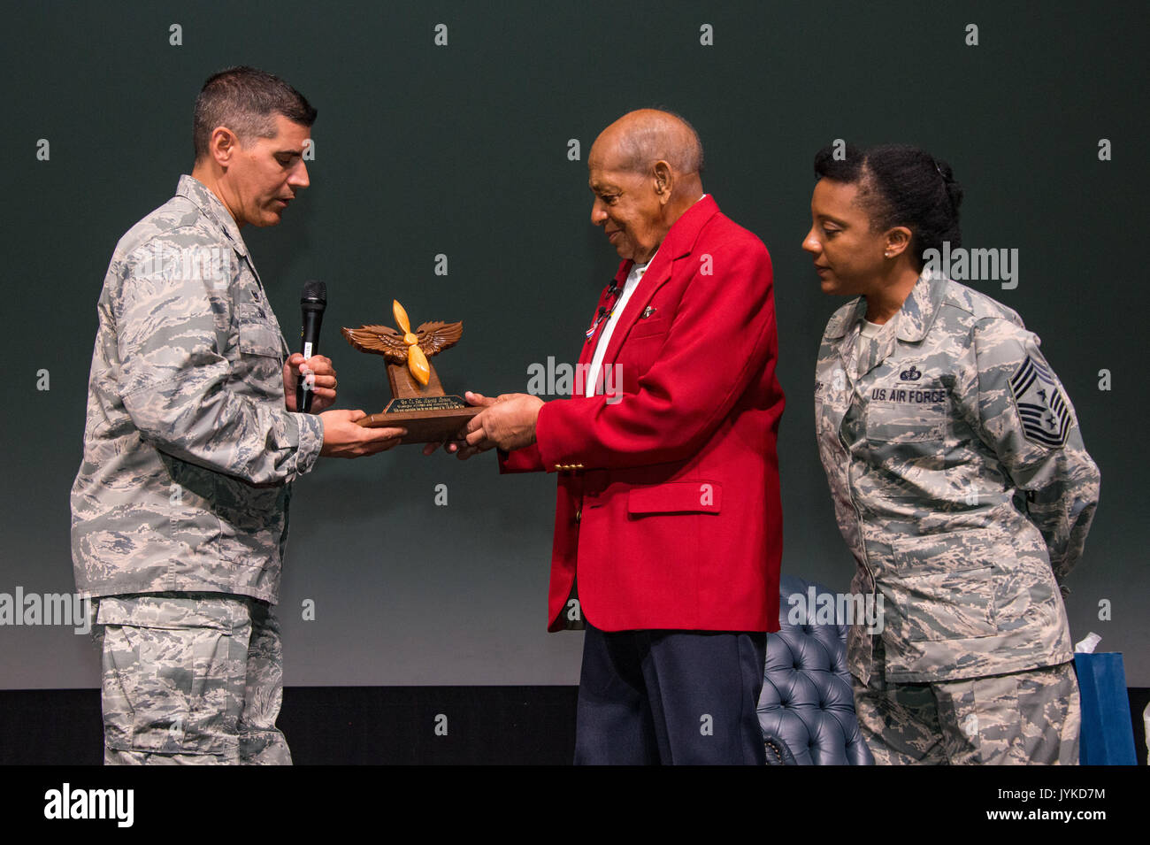 Cmsgt erica shipp hi-res stock photography and images - Alamy