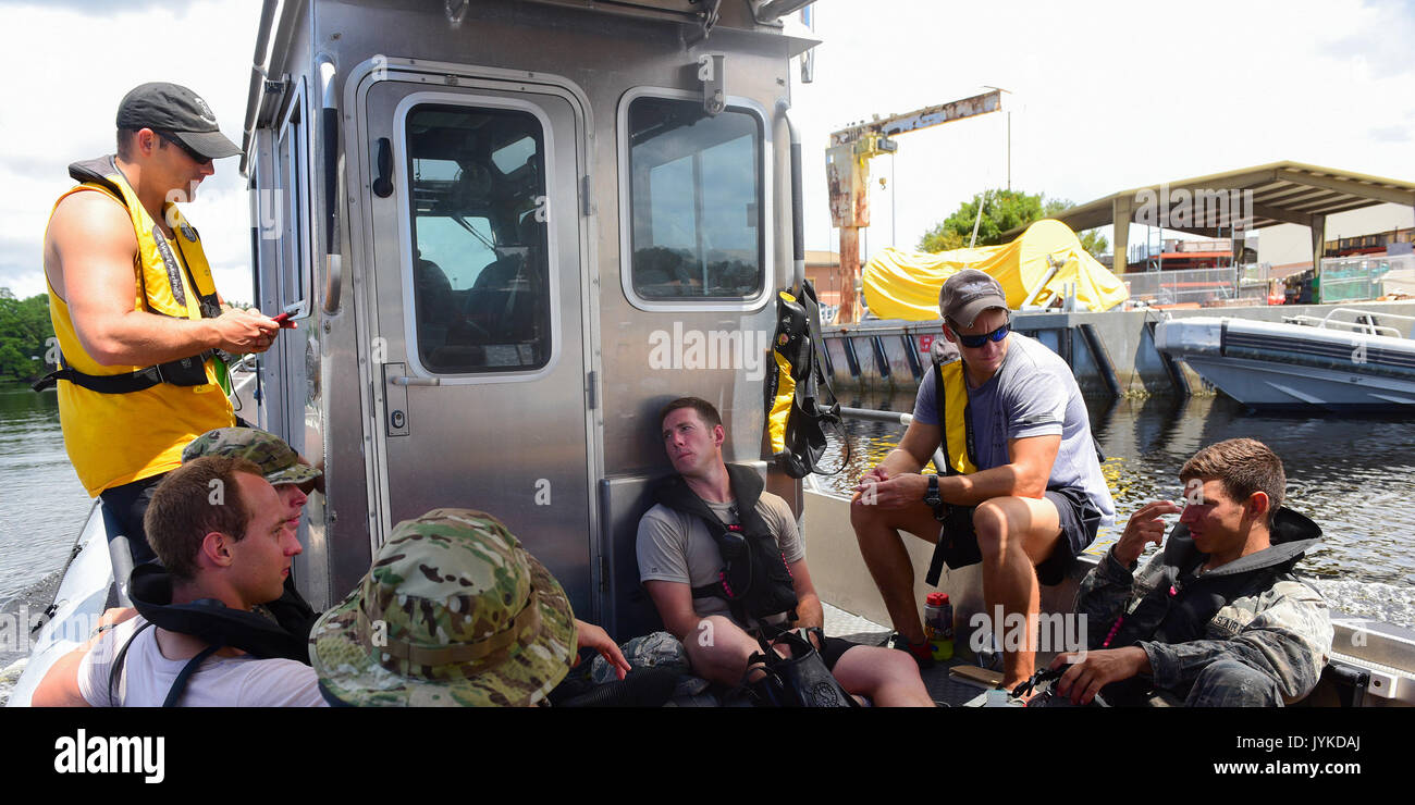 Instructors and students at the Naval Diving and Salvage Training ...
