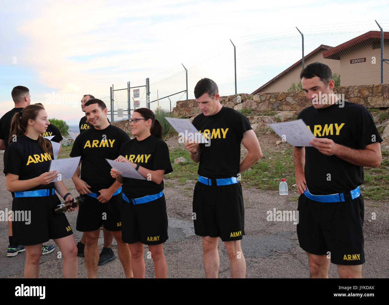 U.S. Army Intelligence Center of Excellence Students study a floorplan ...