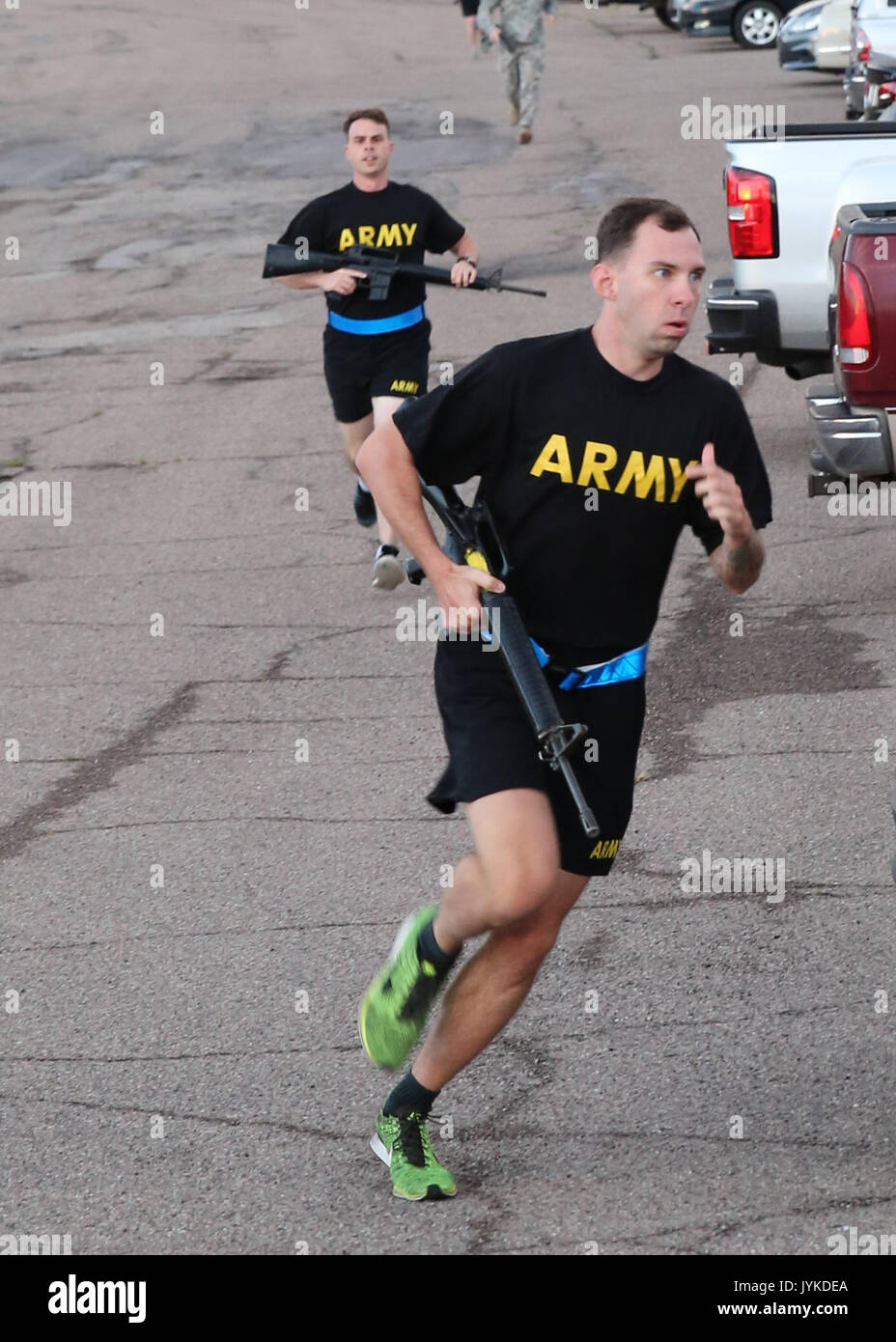 U.S. Army Intelligence Center of Excellence Students and Cadre execute ...