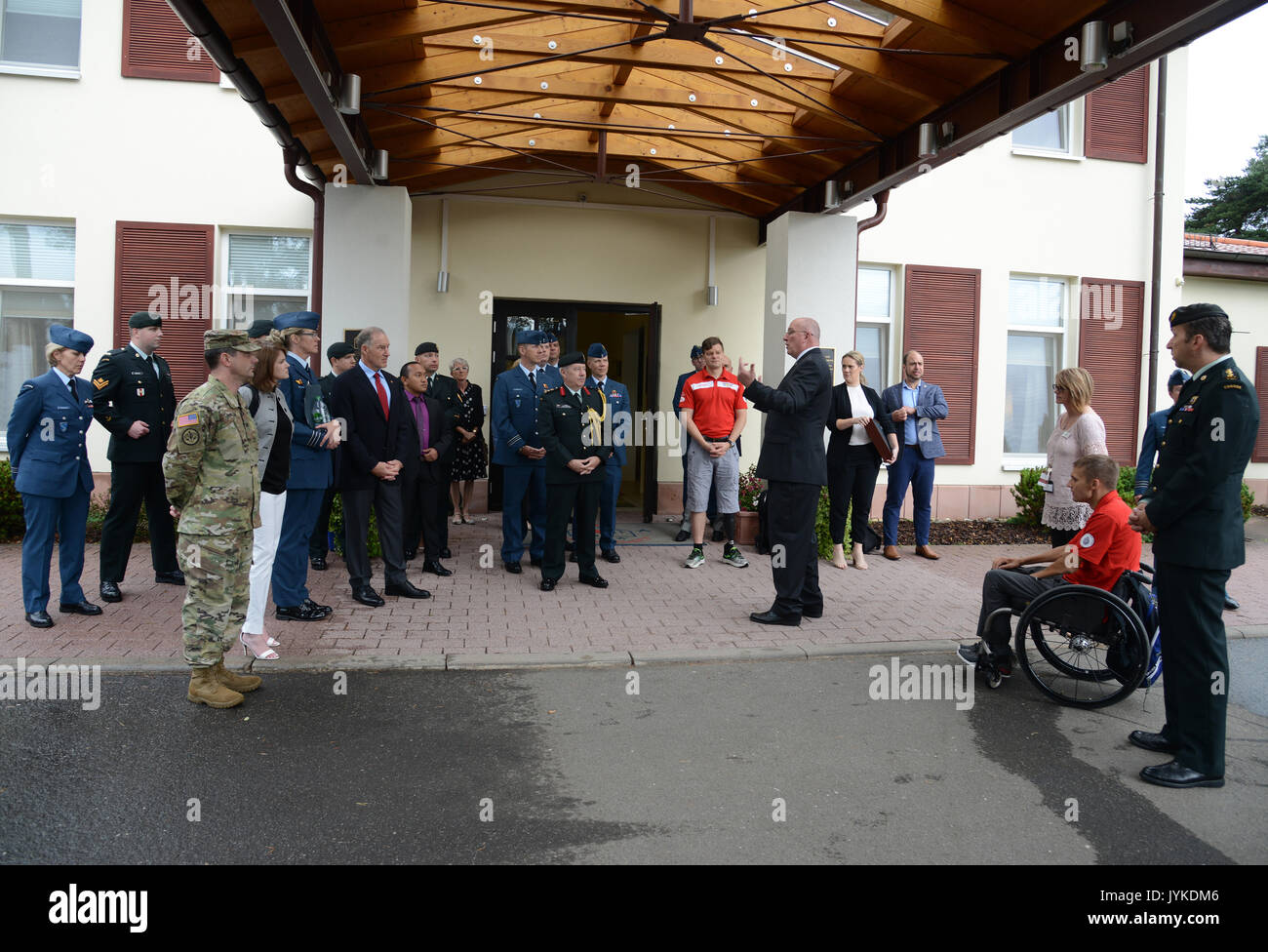 David Coker, President of the Fisher House Foundation, welcomes ...