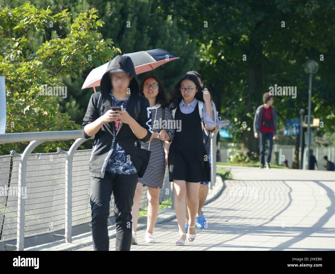 Germany asian park family hi-res stock photography and images - Alamy