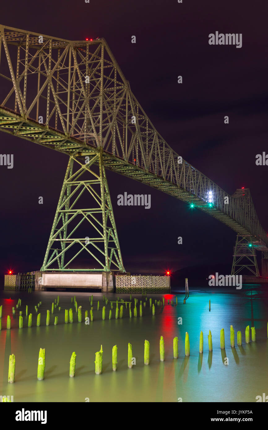 Oregon washington border hi-res stock photography and images - Alamy