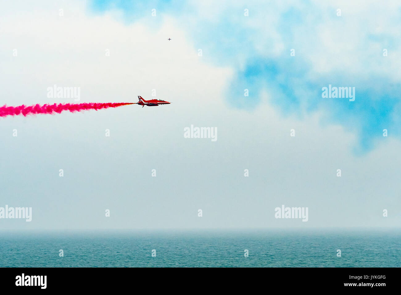 Aerial loops hi-res stock photography and images - Alamy