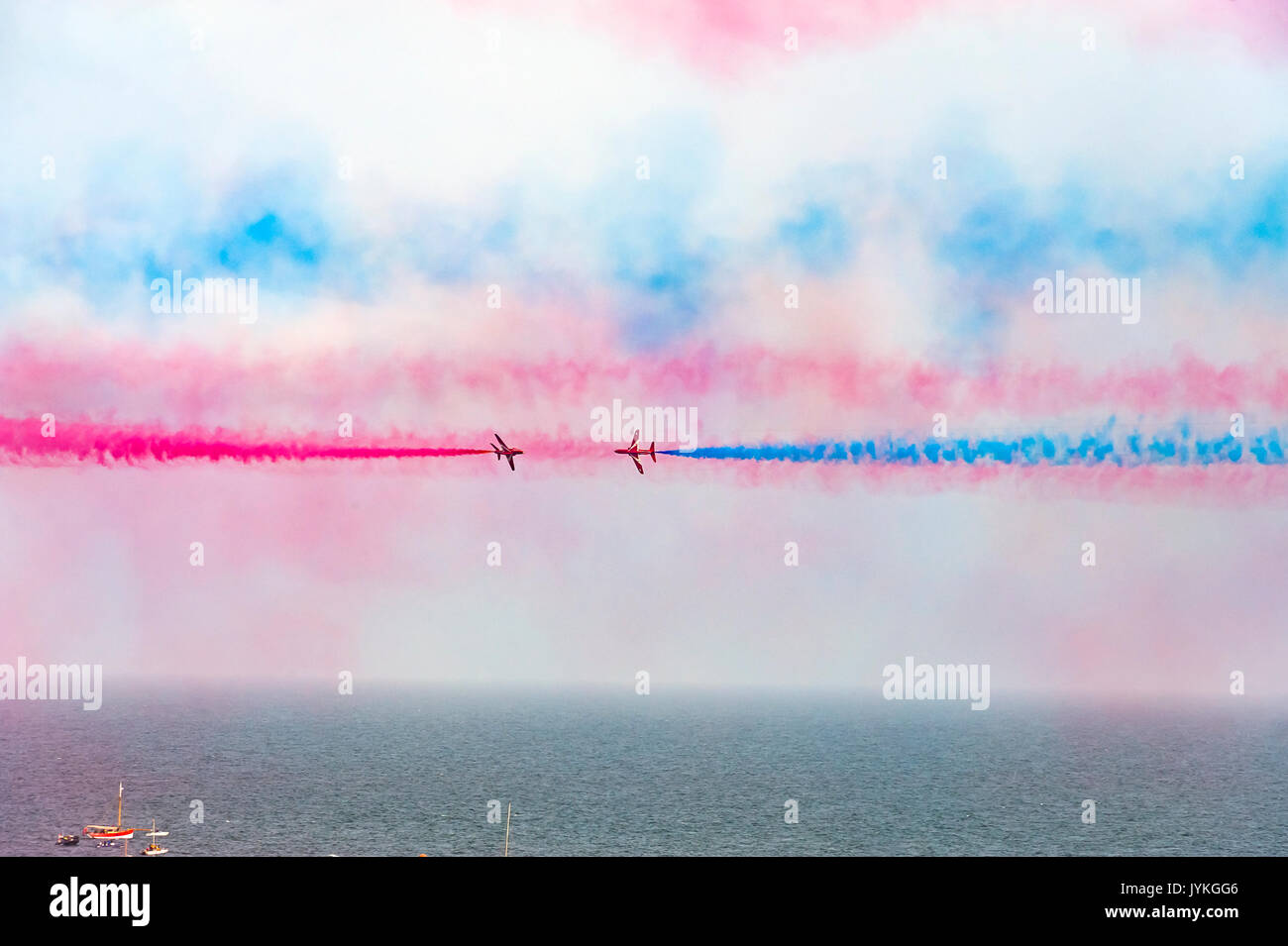 Red arrows fowey hi-res stock photography and images - Alamy