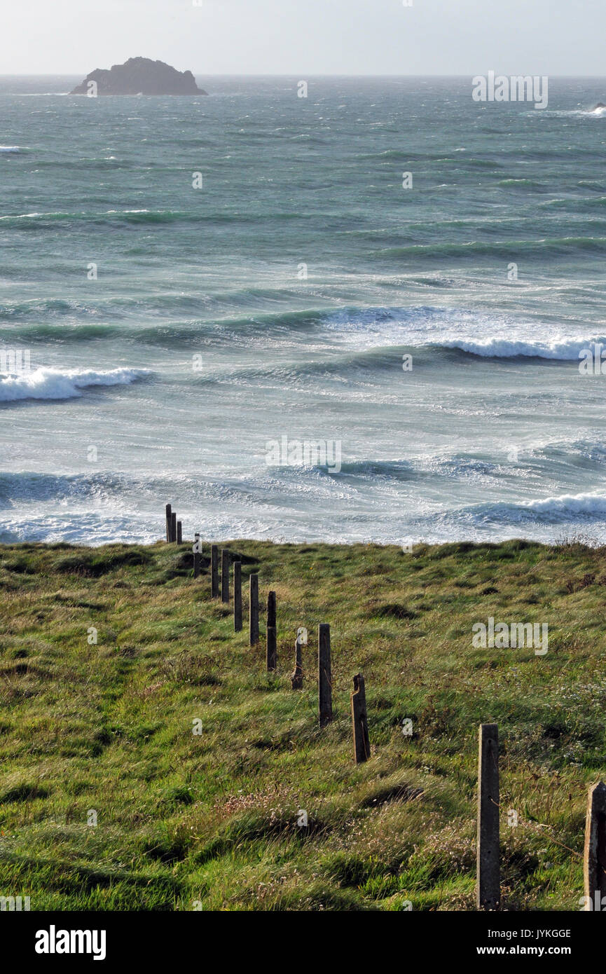 Cornwall crowded beaches hi-res stock photography and images - Alamy