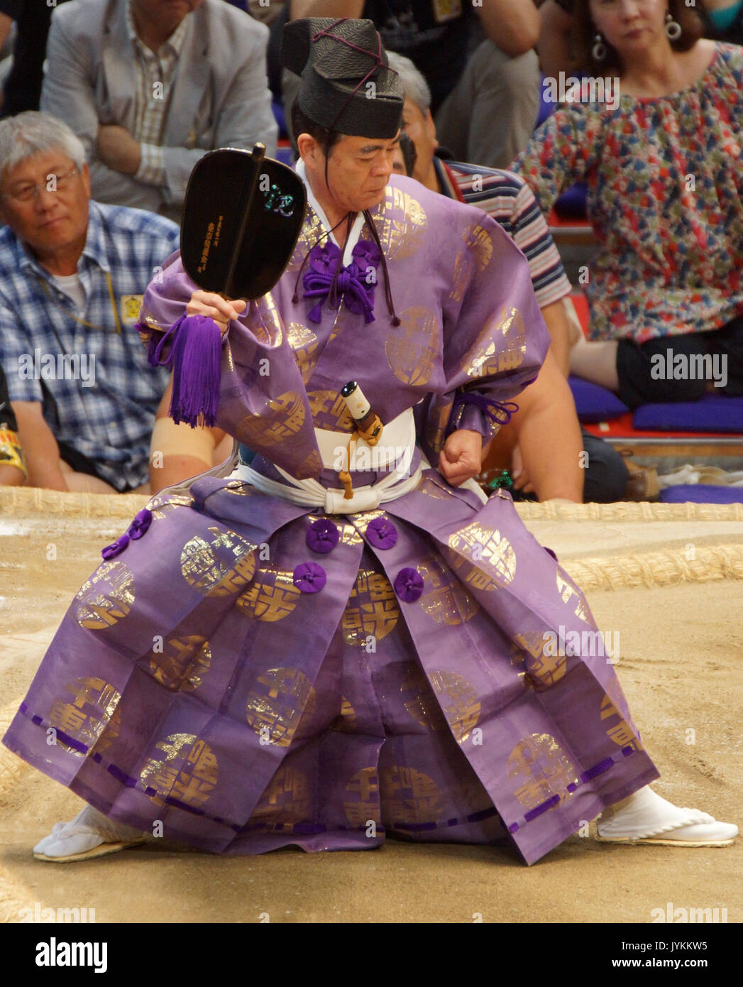 Shonosuke hi-res stock photography and images - Alamy