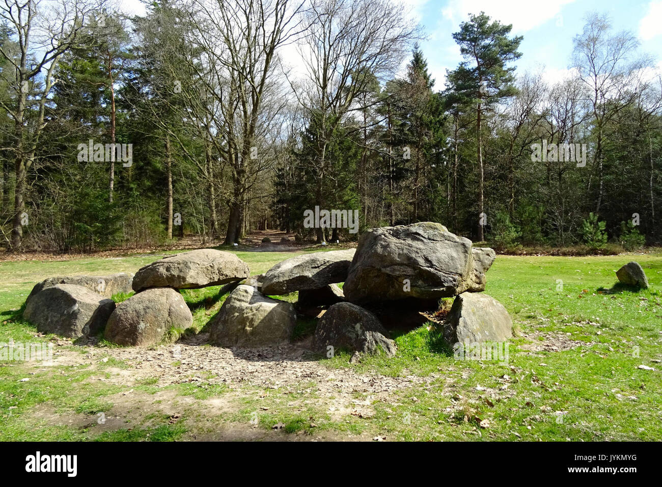 Hunebed illustration hi-res stock photography and images - Alamy
