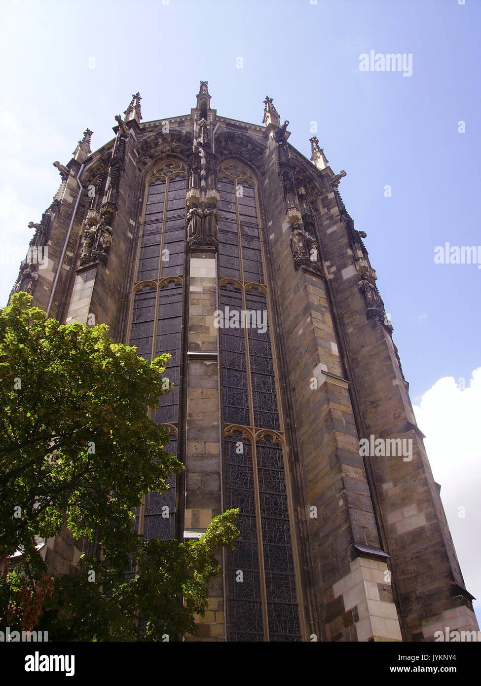 Aachen Kaiserdom Chor 2 Stock Photo - Alamy