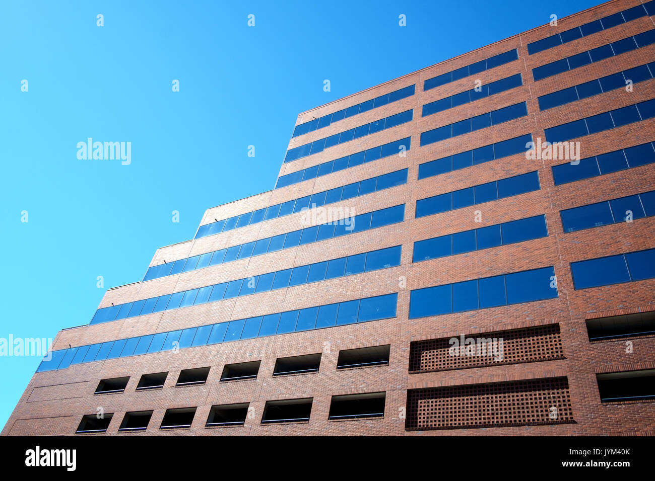Non descript city view hi-res stock photography and images - Alamy
