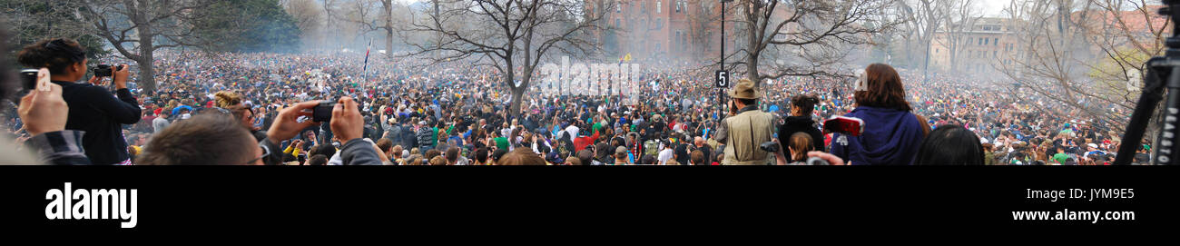 420 cannabis hi-res stock photography and images - Alamy