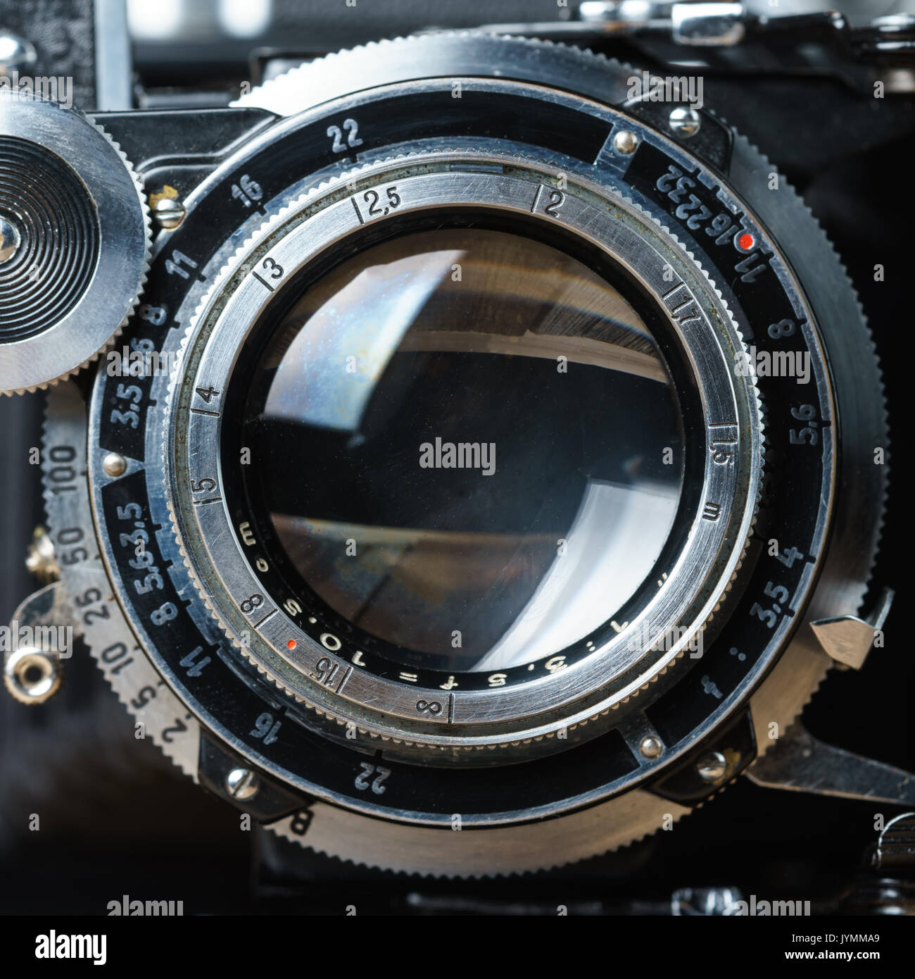 Old camera lens hi-res stock photography and images - Alamy