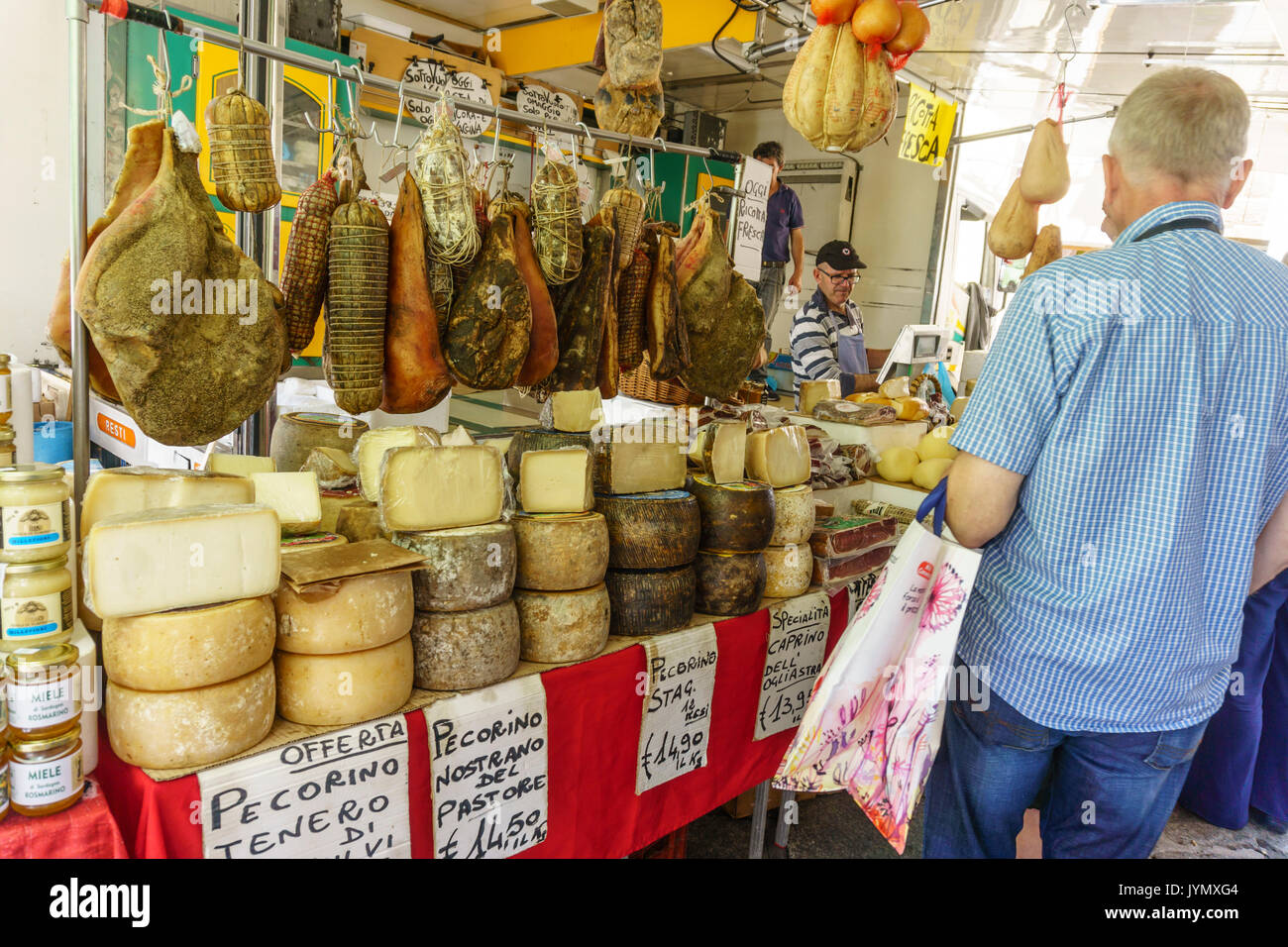 Sardinia olbia market hi-res stock photography and images - Alamy