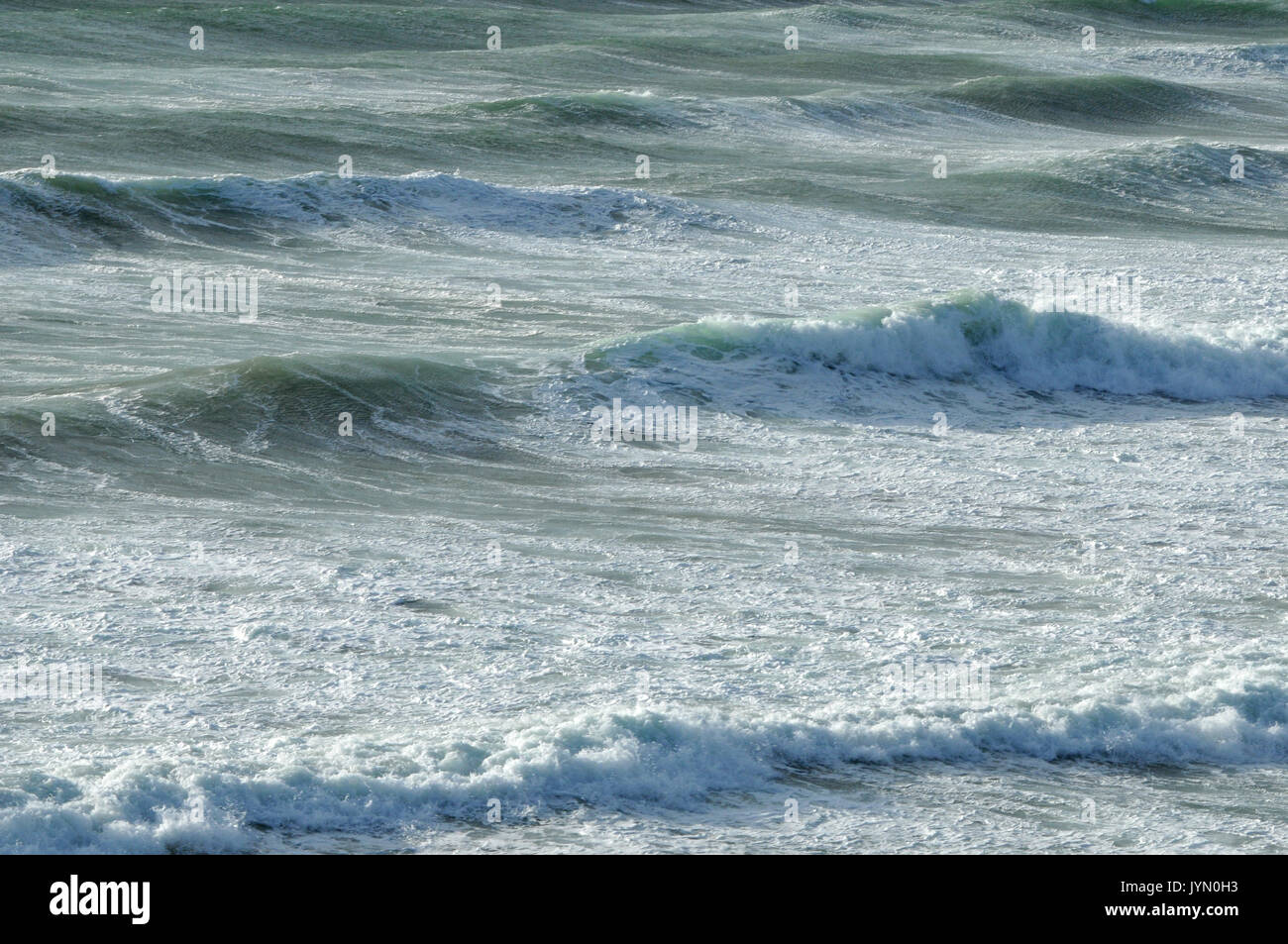 Cornwall crowded beaches hi-res stock photography and images - Alamy