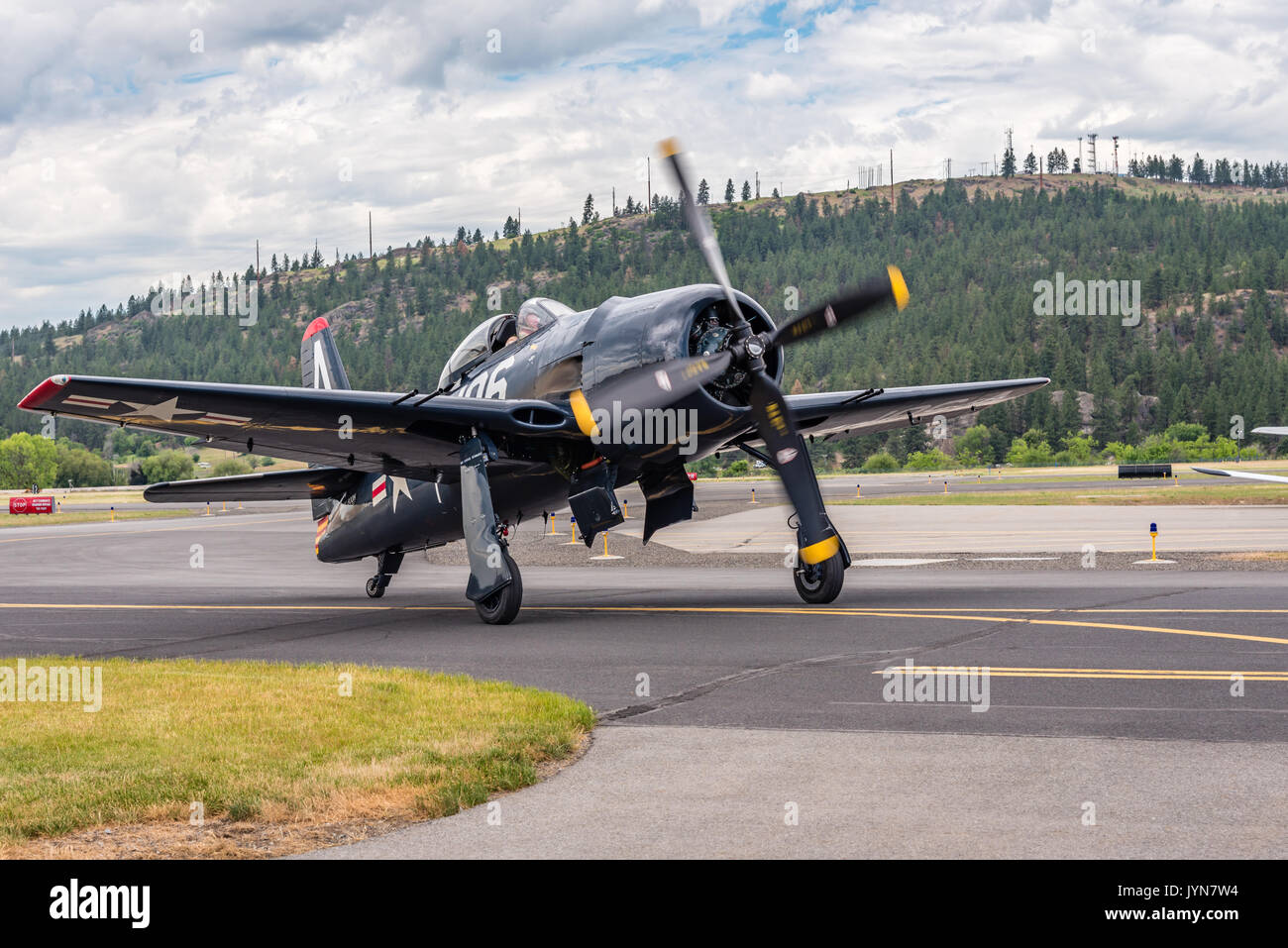 Grumman F8F Bearcat Stock Photo - Alamy