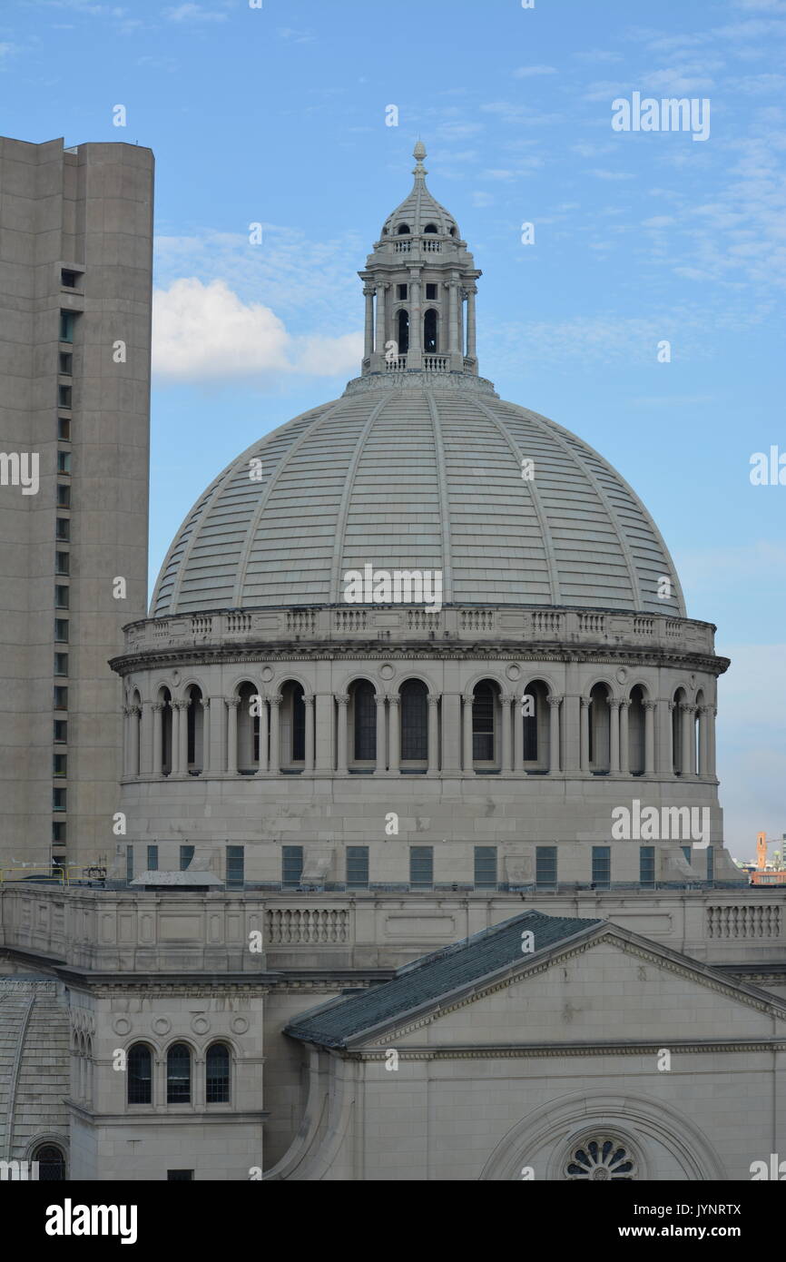 The Church of the Christian Scientists at the Christian Science Center ...