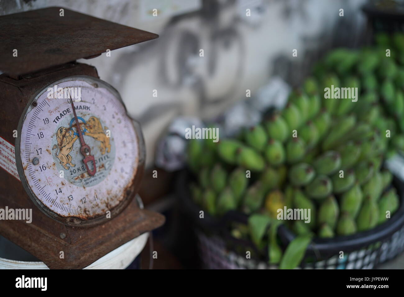 Bananas scale hi-res stock photography and images - Alamy