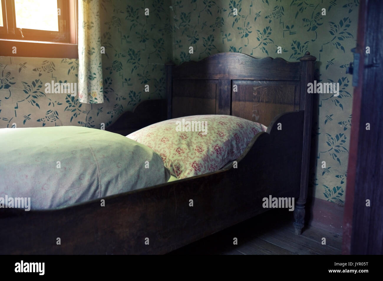 Old wooden bed hi-res stock photography and images - Alamy