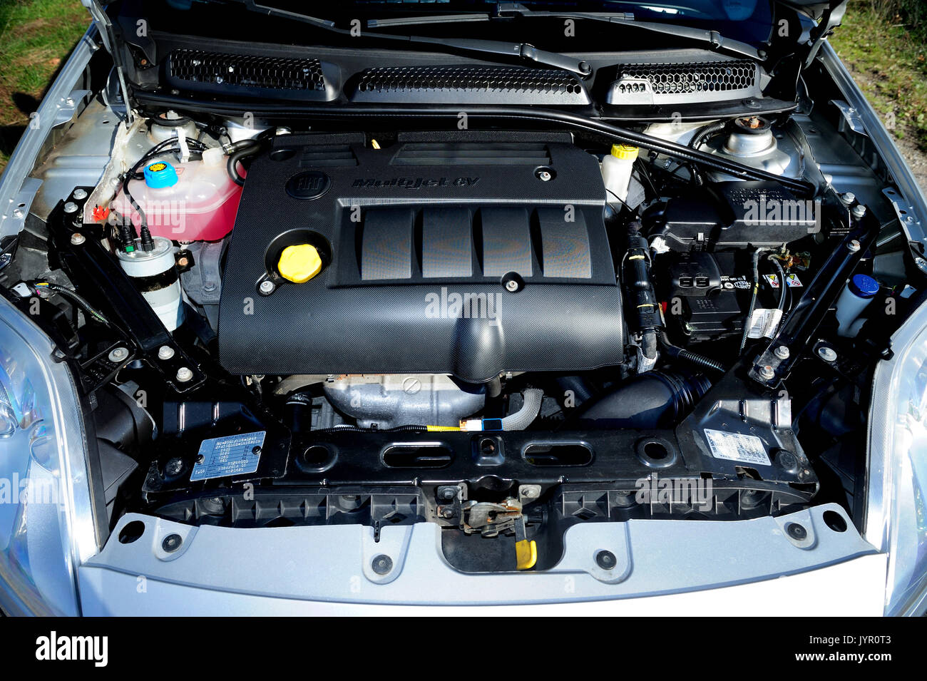 Checkup car hi-res stock photography and images - Alamy