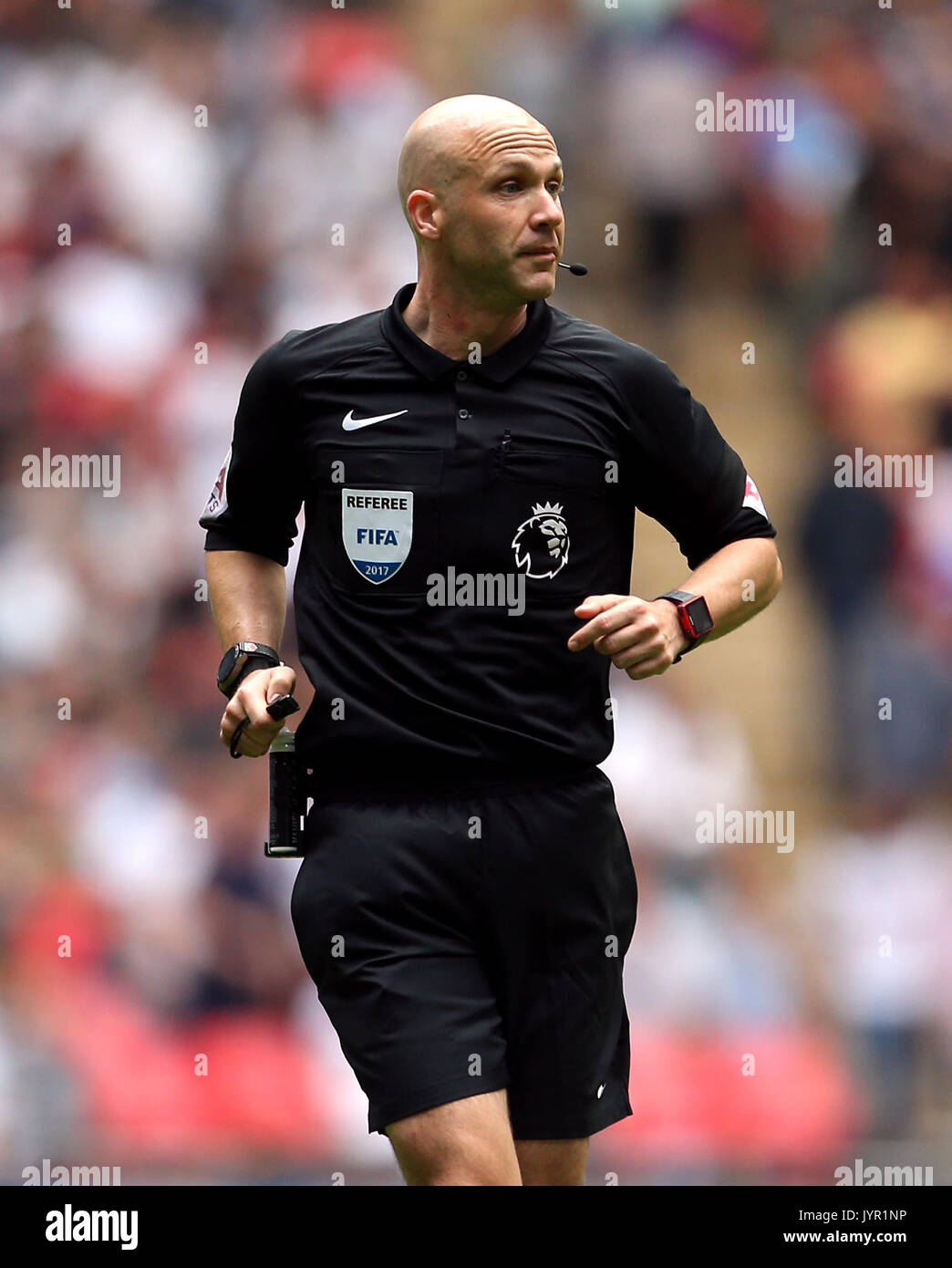 Referee Anthony Taylor Stock Photo - Alamy