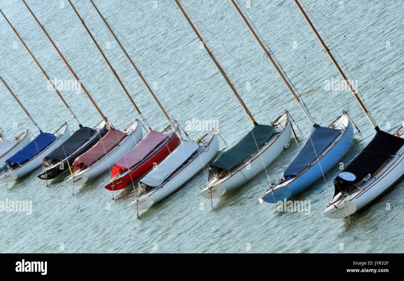 yachts and boats on the lymington river near the royal lymington yacht ...