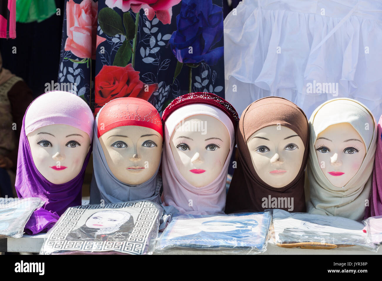 Arab Traditional Clothes High Resolution Stock Photography and Images ...