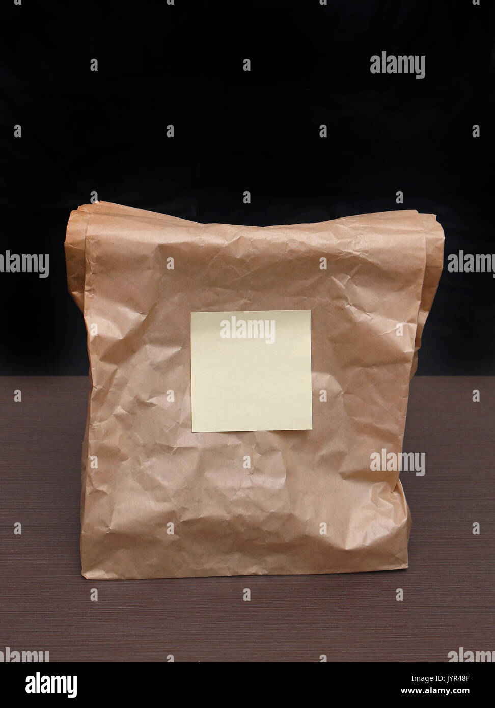 Brown paper bag lunch hi-res stock photography and images - Alamy