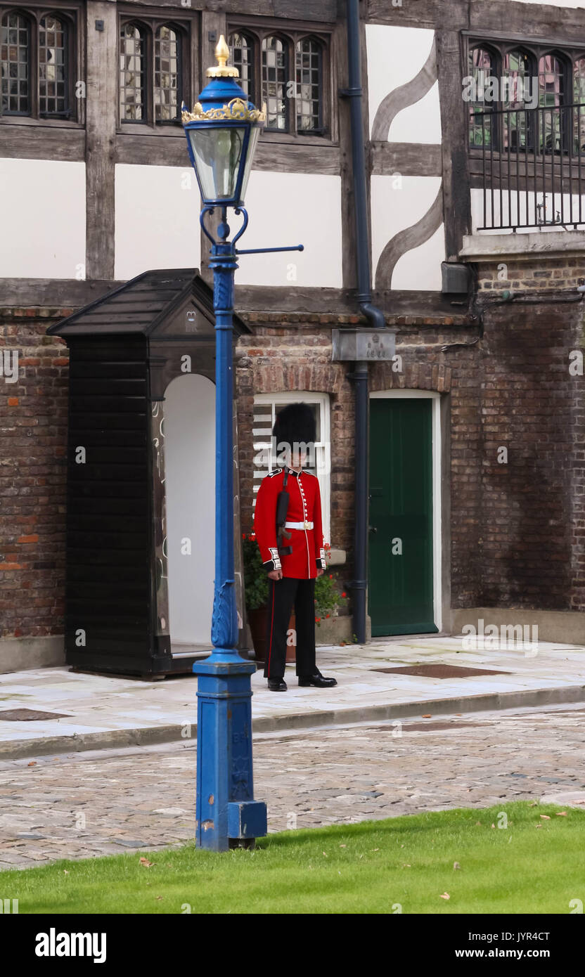 The British Royal guard in the London Tower on guard duty ,London ...
