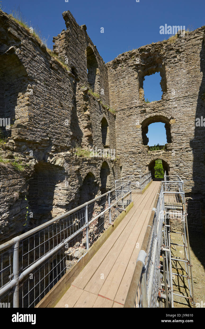 Clun castle uk hi-res stock photography and images - Alamy