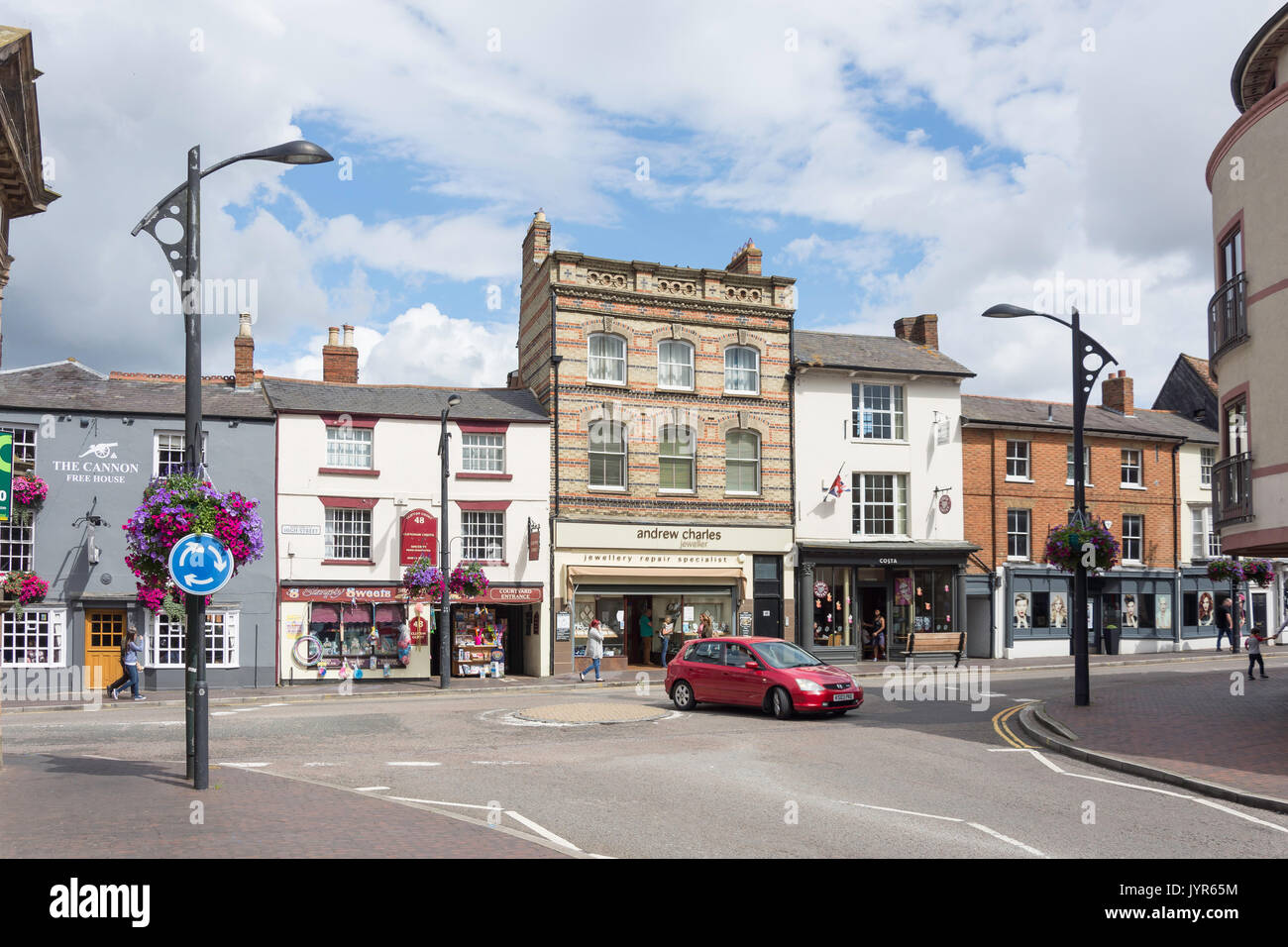 Newport pagnell hi-res stock photography and images - Alamy