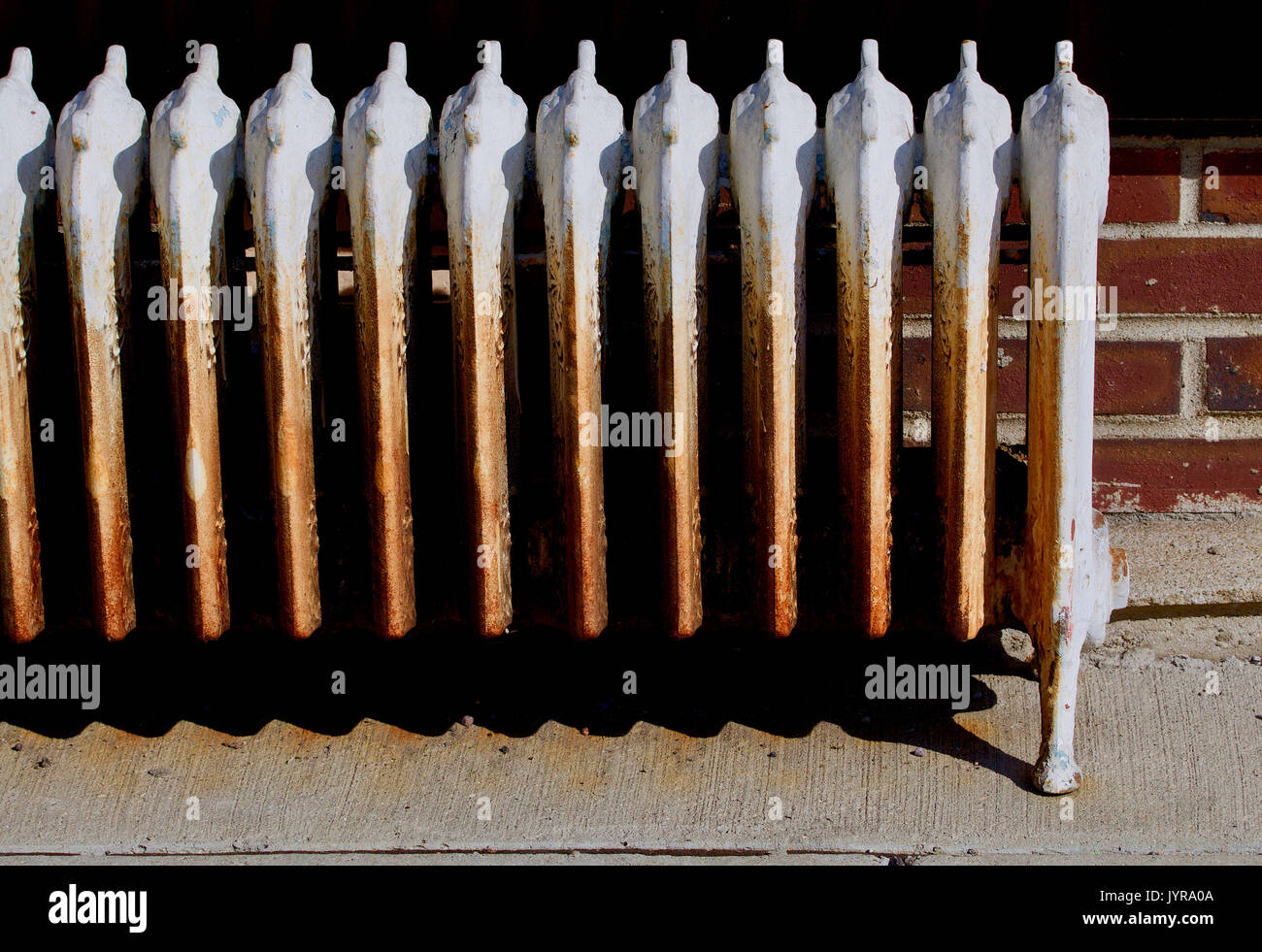 Hot water radiator hi-res stock photography and images - Alamy
