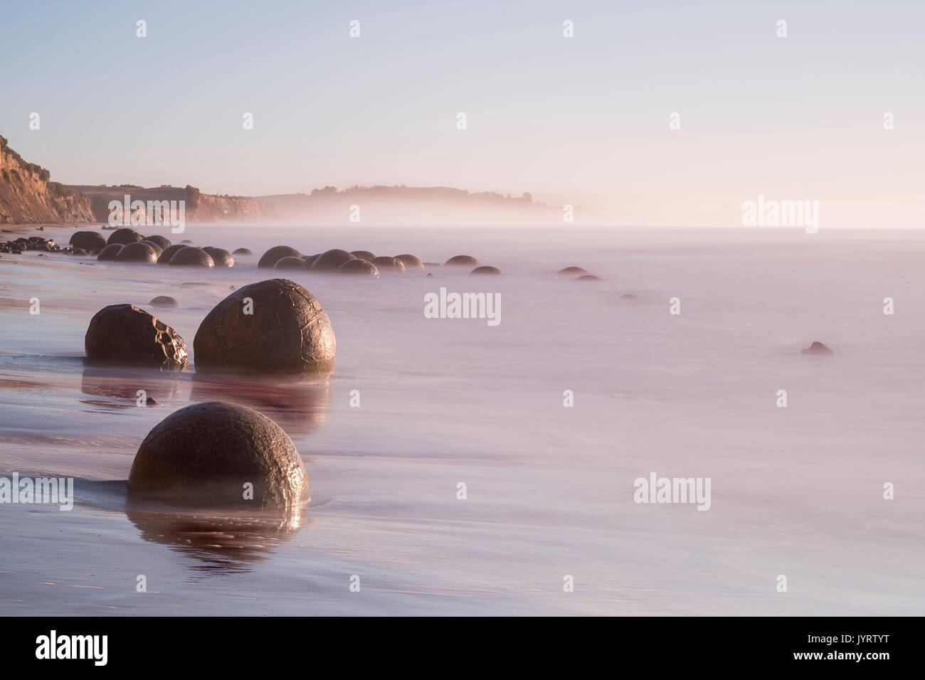 Smooth round boulders hi-res stock photography and images - Alamy