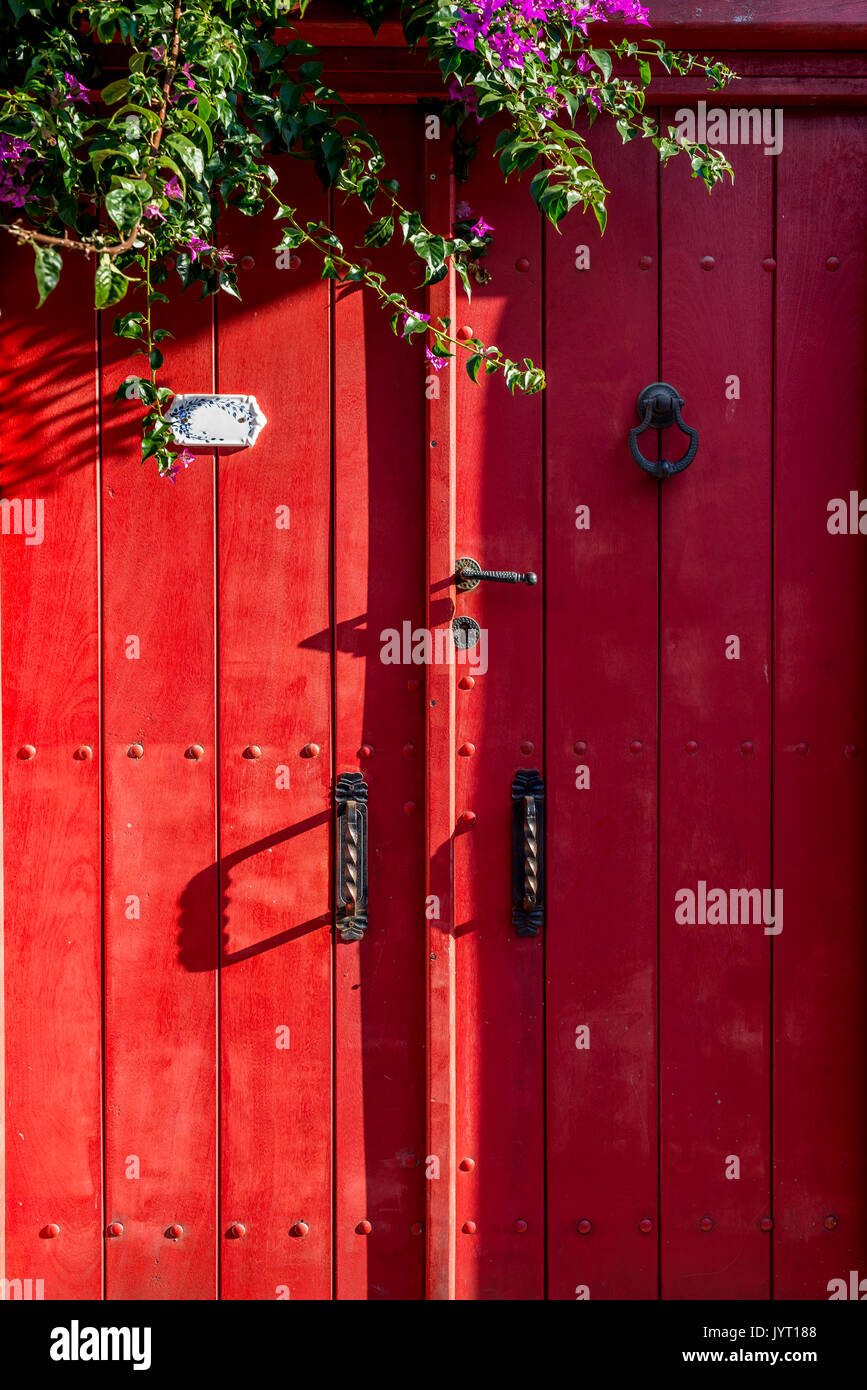 Architecture paint hi-res stock photography and images - Alamy