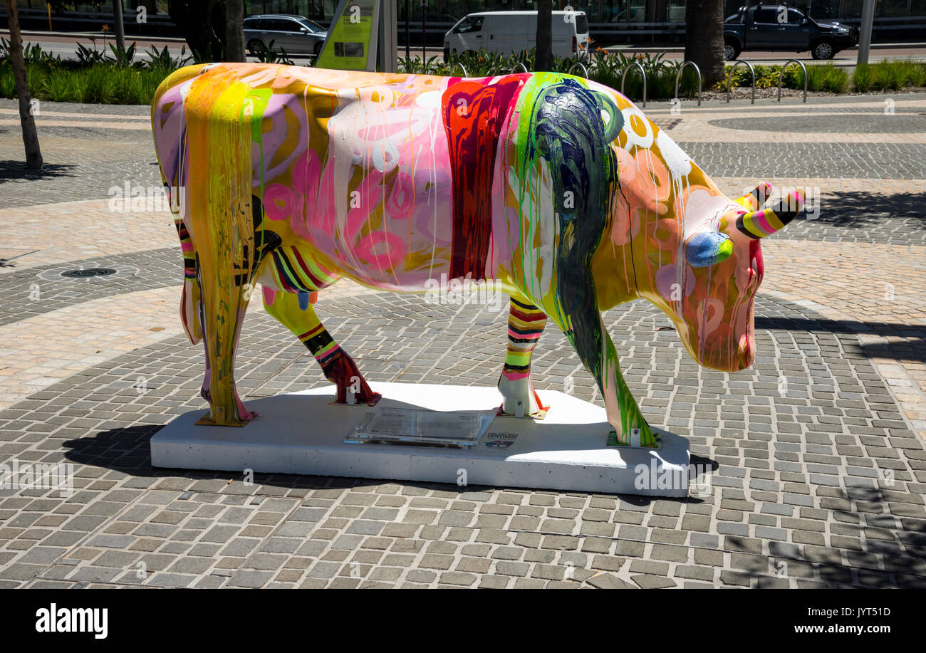 Painted cow statue hi-res stock photography and images - Alamy