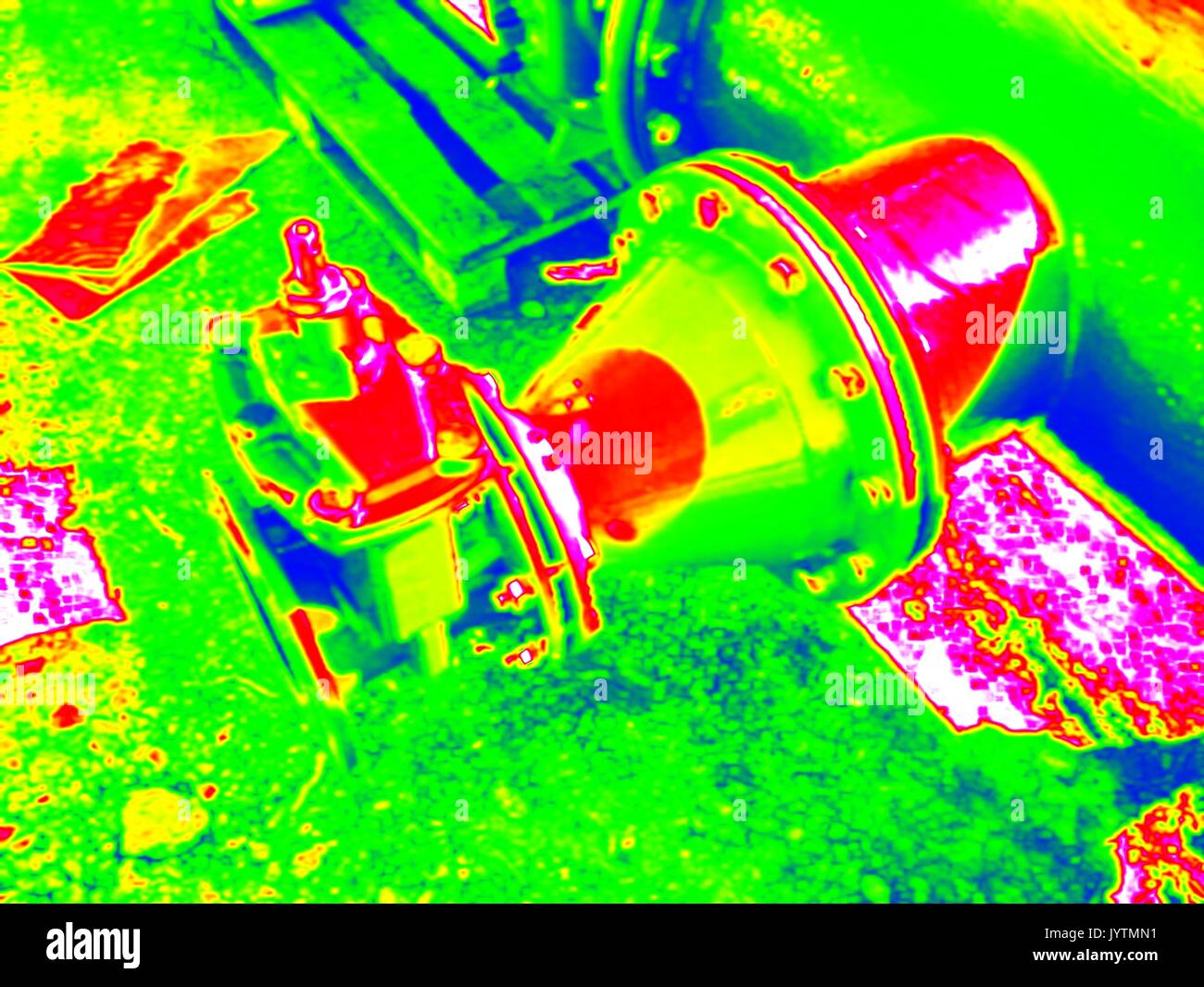 Infra scan, thermography photo. Drink water pipes joined with Gate ...