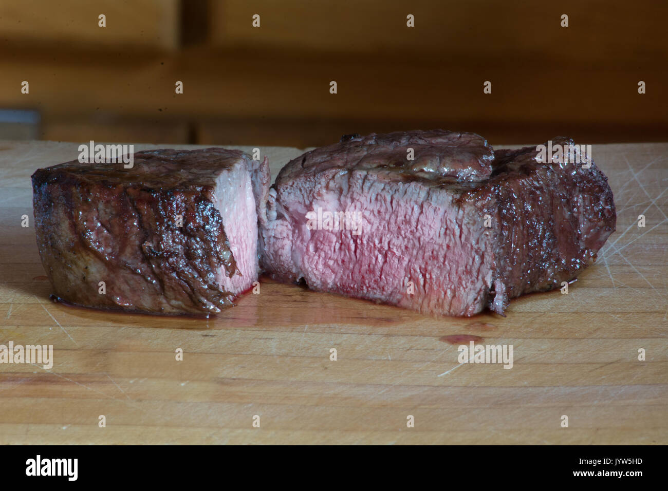 Cutting filet mignon hi-res stock photography and images - Alamy