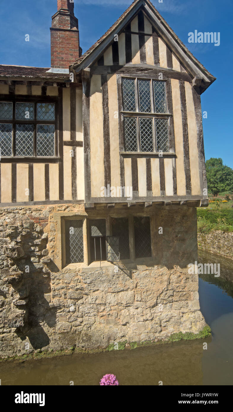 Mote house hi-res stock photography and images - Alamy