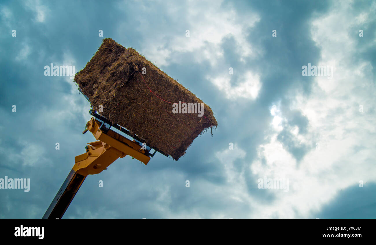 Bale stacker hi-res stock photography and images - Alamy