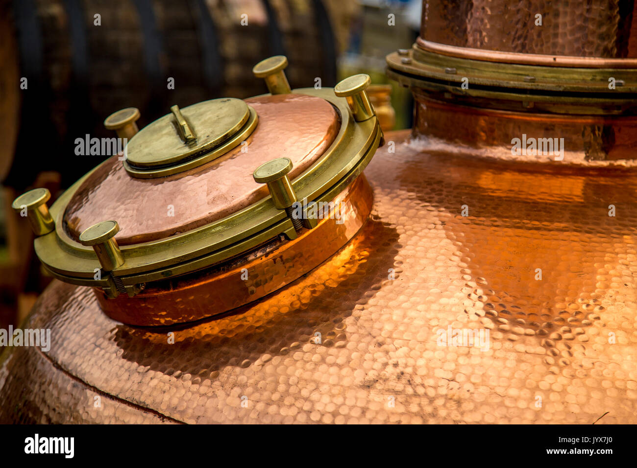 Copper still gin hi-res stock photography and images - Alamy