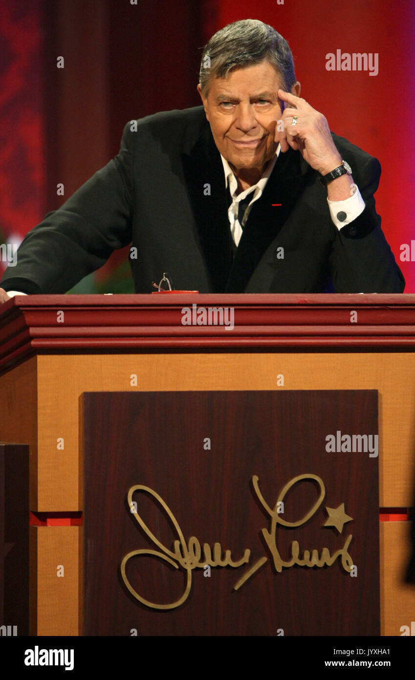 20th Aug, 2017. FILE: Jerry Lewis, the brash slapstick comic who became ...