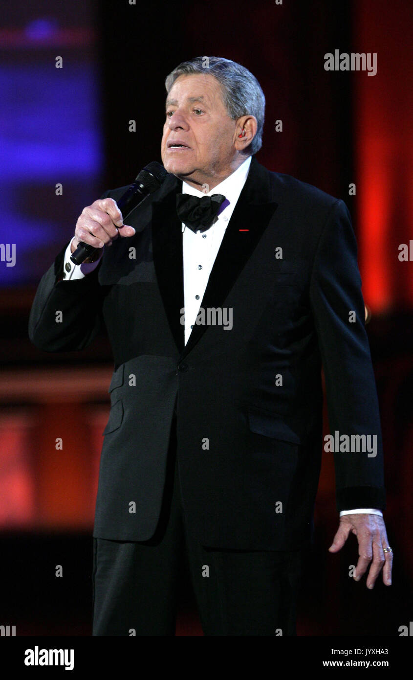 20th Aug, 2017. FILE: Jerry Lewis, the brash slapstick comic who became ...