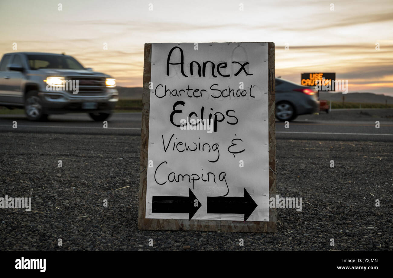 Weiser, Idaho, USA. 18th Aug, 2017. A sign for eclipse parking, viewing ...