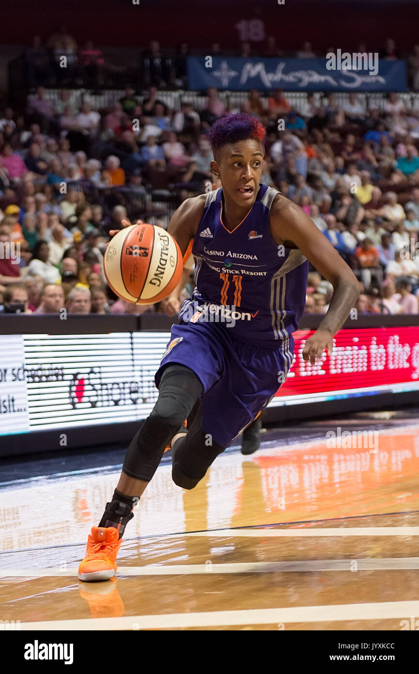 Danielle robinson hi-res stock photography and images - Alamy