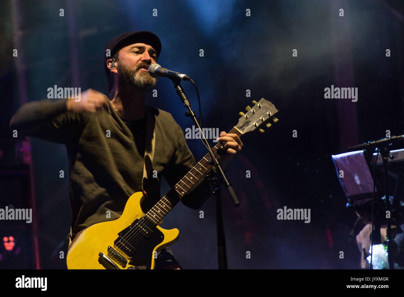 James mercer the shins 2017 hi-res stock photography and images - Alamy