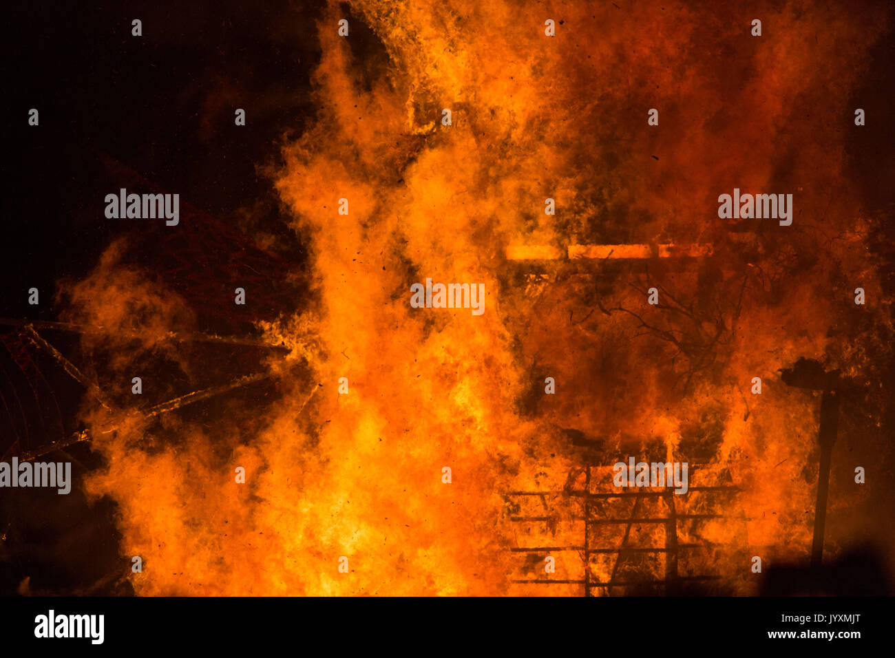 WICKER MAN, GREEN MAN, FIRE, BURNING, FINALE: The Wicker Green Man is ...