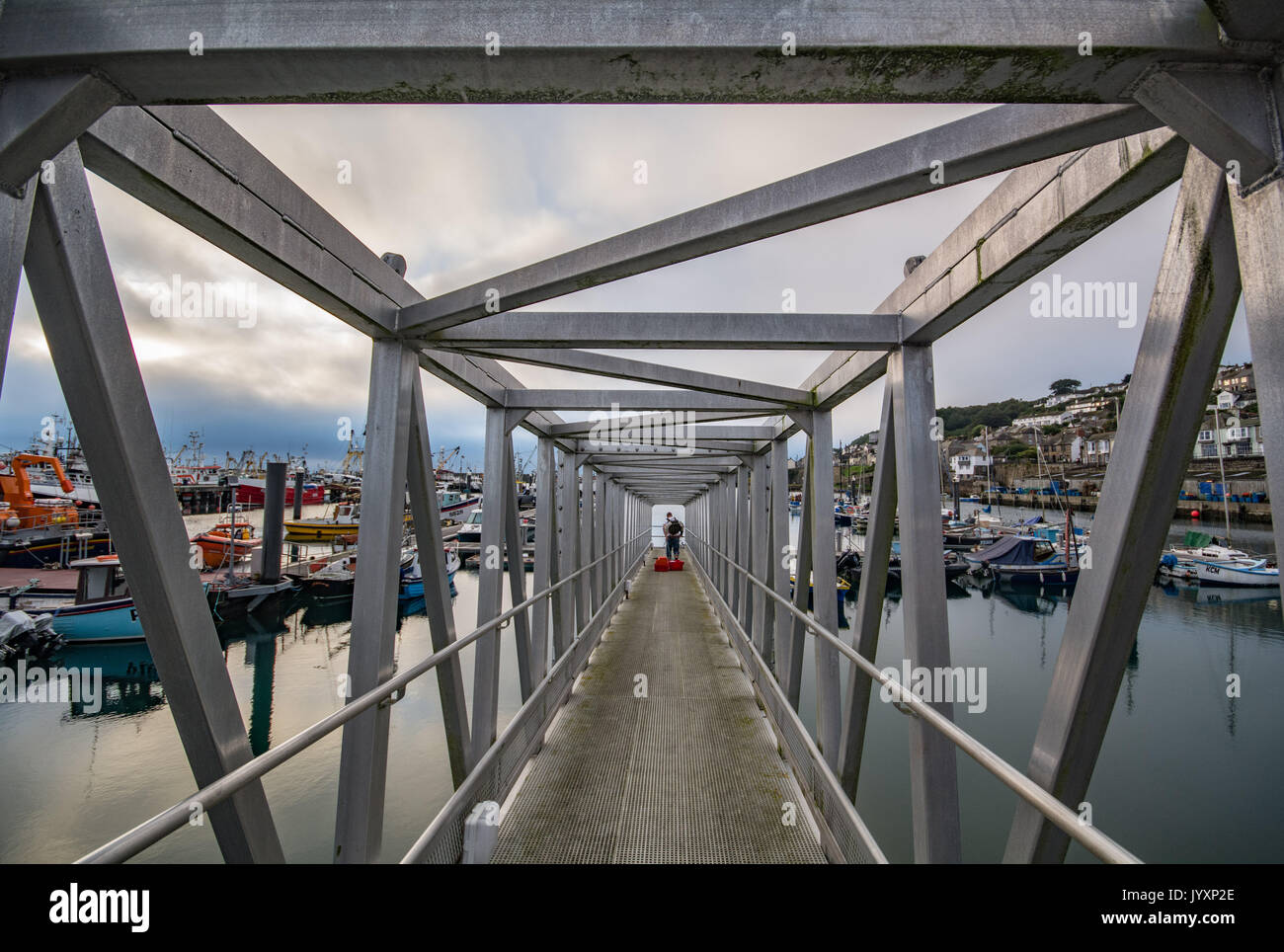 Down line girders hi-res stock photography and images - Alamy