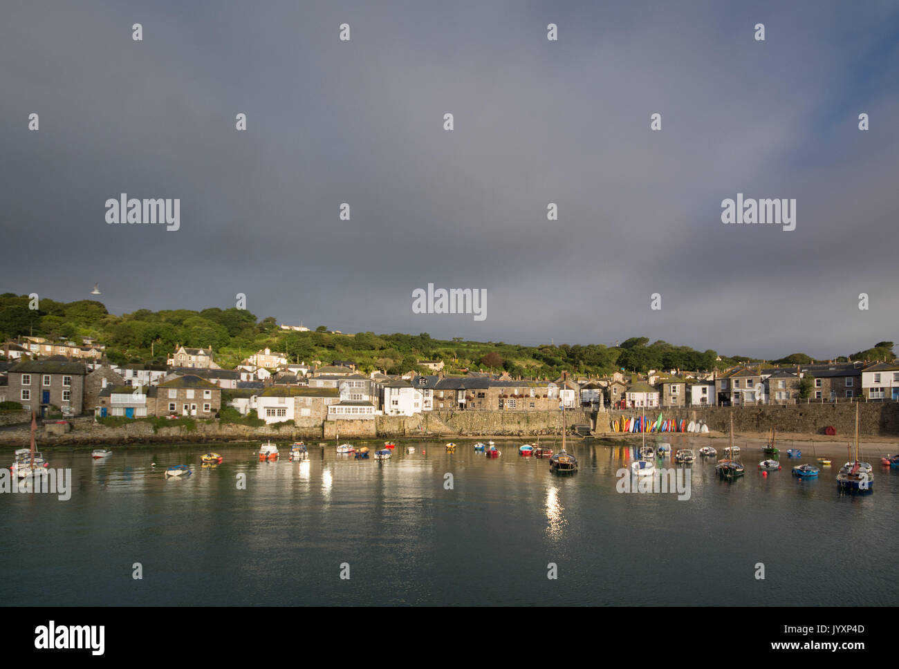 What promised be couple sunny days south west cornwall credit hi-res ...