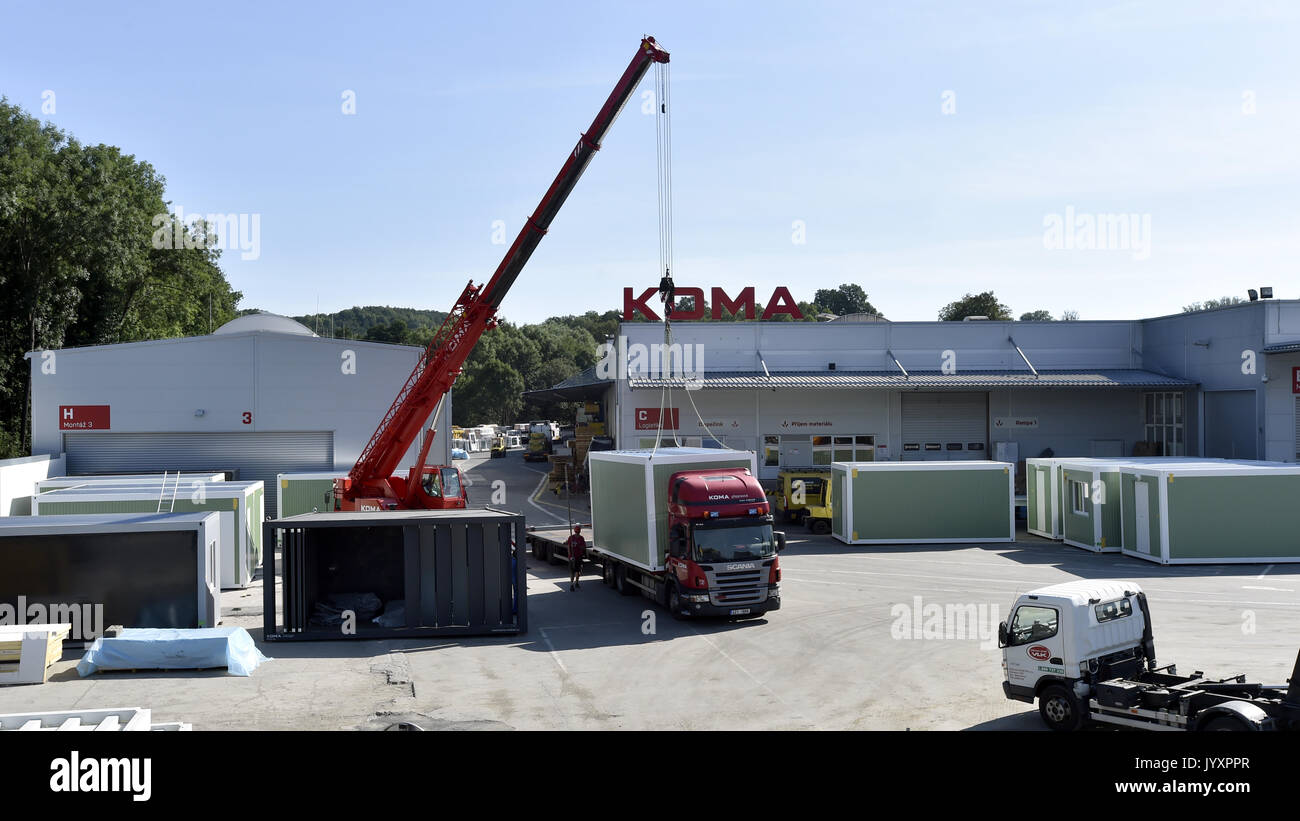 KOMA Modular, Vizovice. 16th Aug, 2017. Production of the container ...