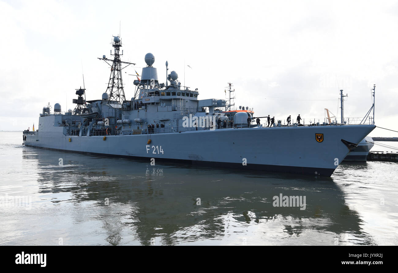 Wilhelmshaven, Germany. 21st Aug, 2017. The frigate "Luebeck" sets off ...