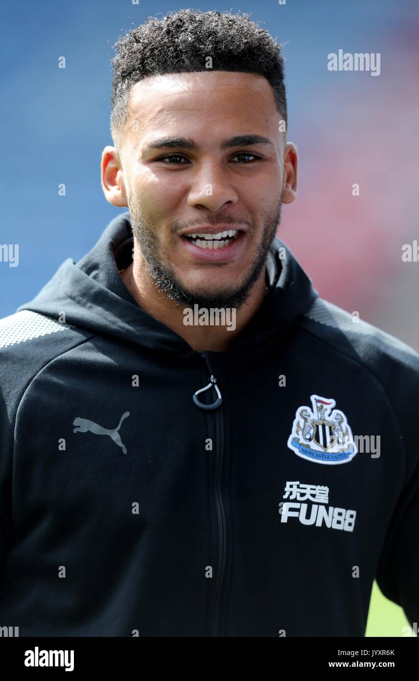 Huddersfield V Newcastle United Stock Photos & Huddersfield V Newcastle ...